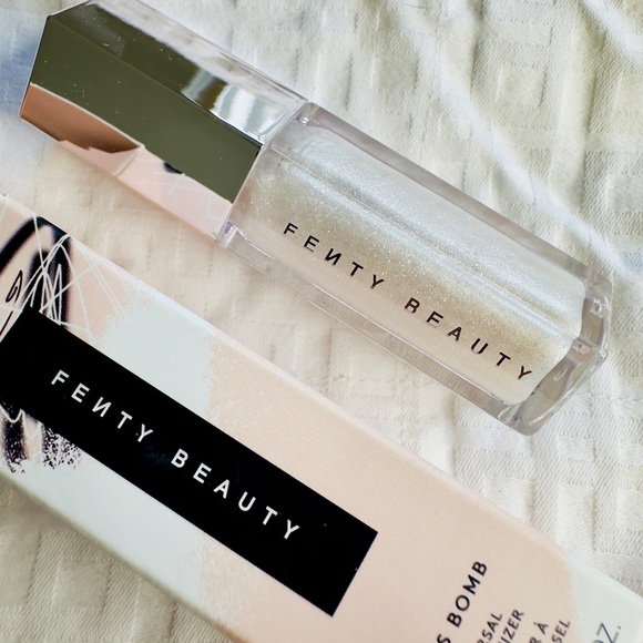 Fenty Beauty | Makeup | Fenty Beauty Diamond Milk Limitededition Gloss ...